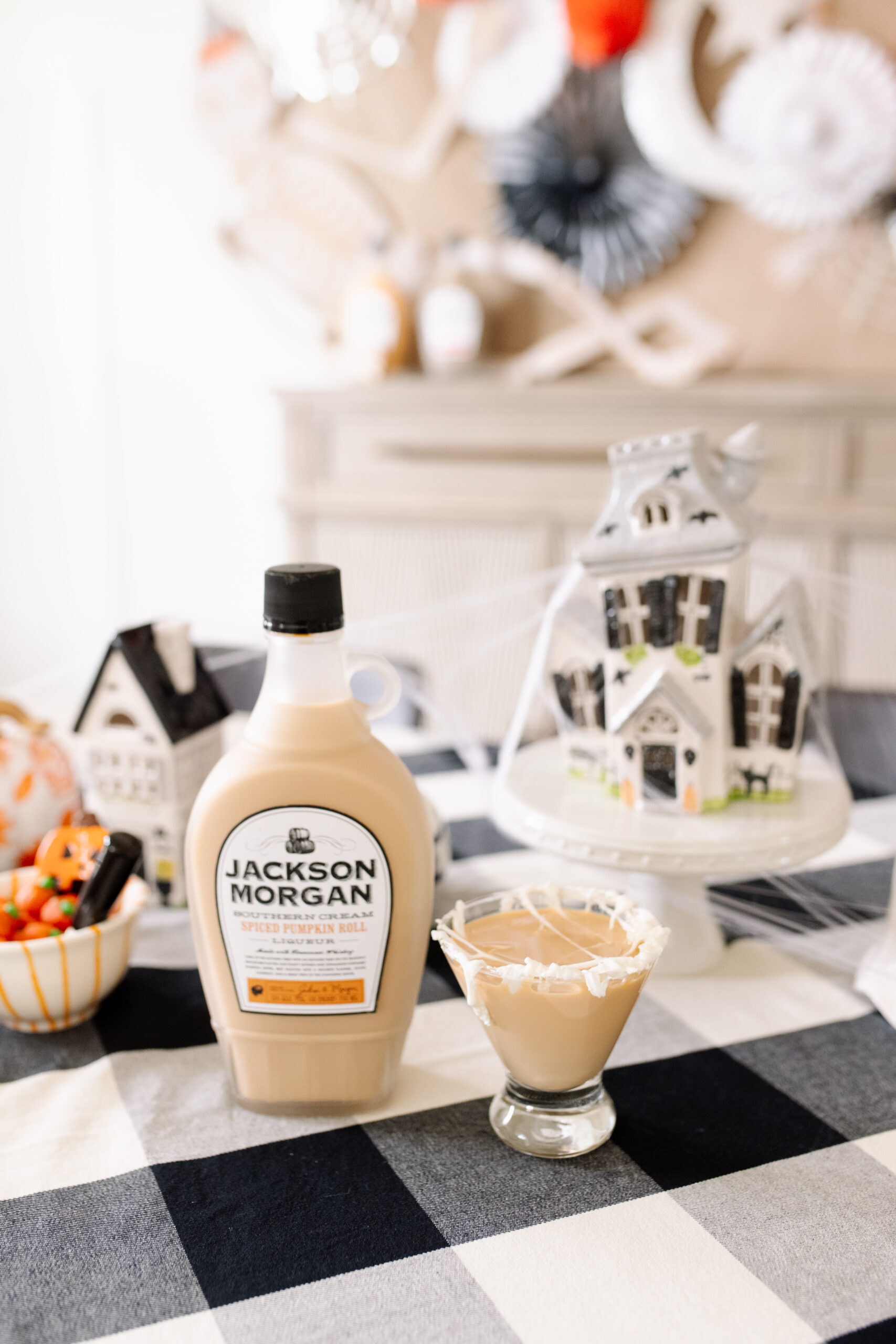 Spider Web Cocktail – Jackson Morgan Southern